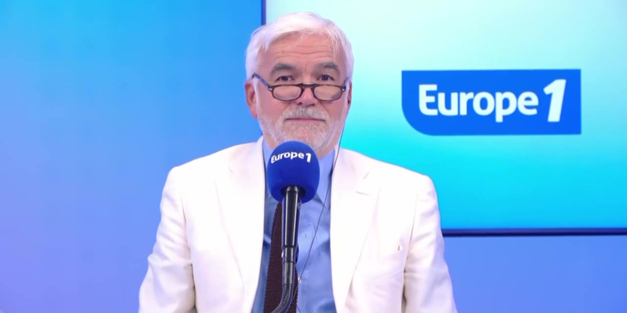 VIDÉO - Pascal Praud et vous - Quand Patrick Montel commente en avance ... VIDÉO - Pascal Praud et vous - Quand Patrick Montel commente en avance ...