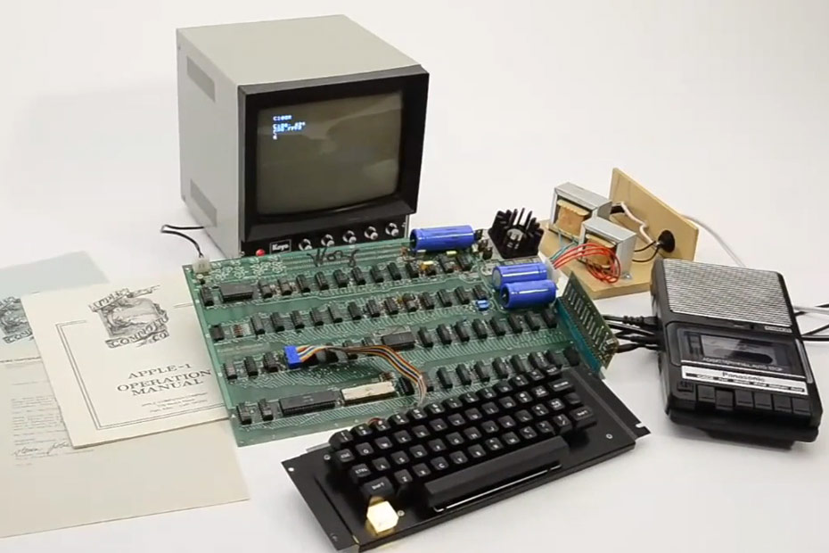 Un ordinateur Apple I vendu 671.000 dollars