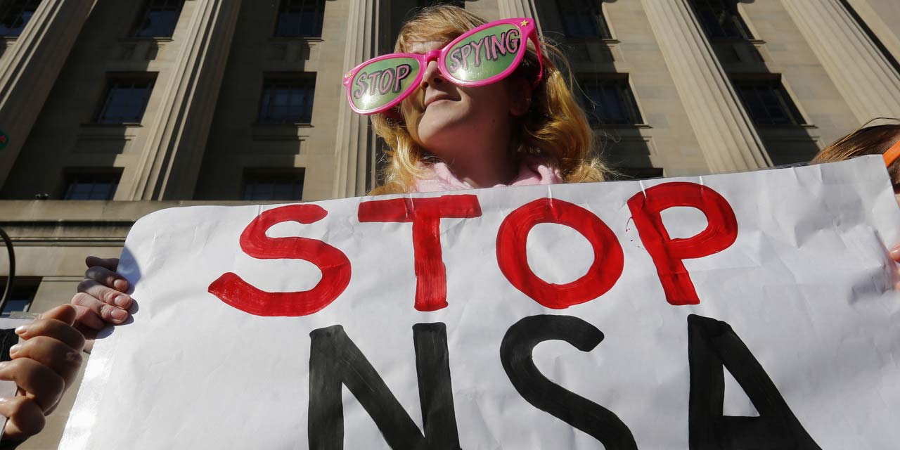 Yahoo a livré des données sous la menace de la NSA